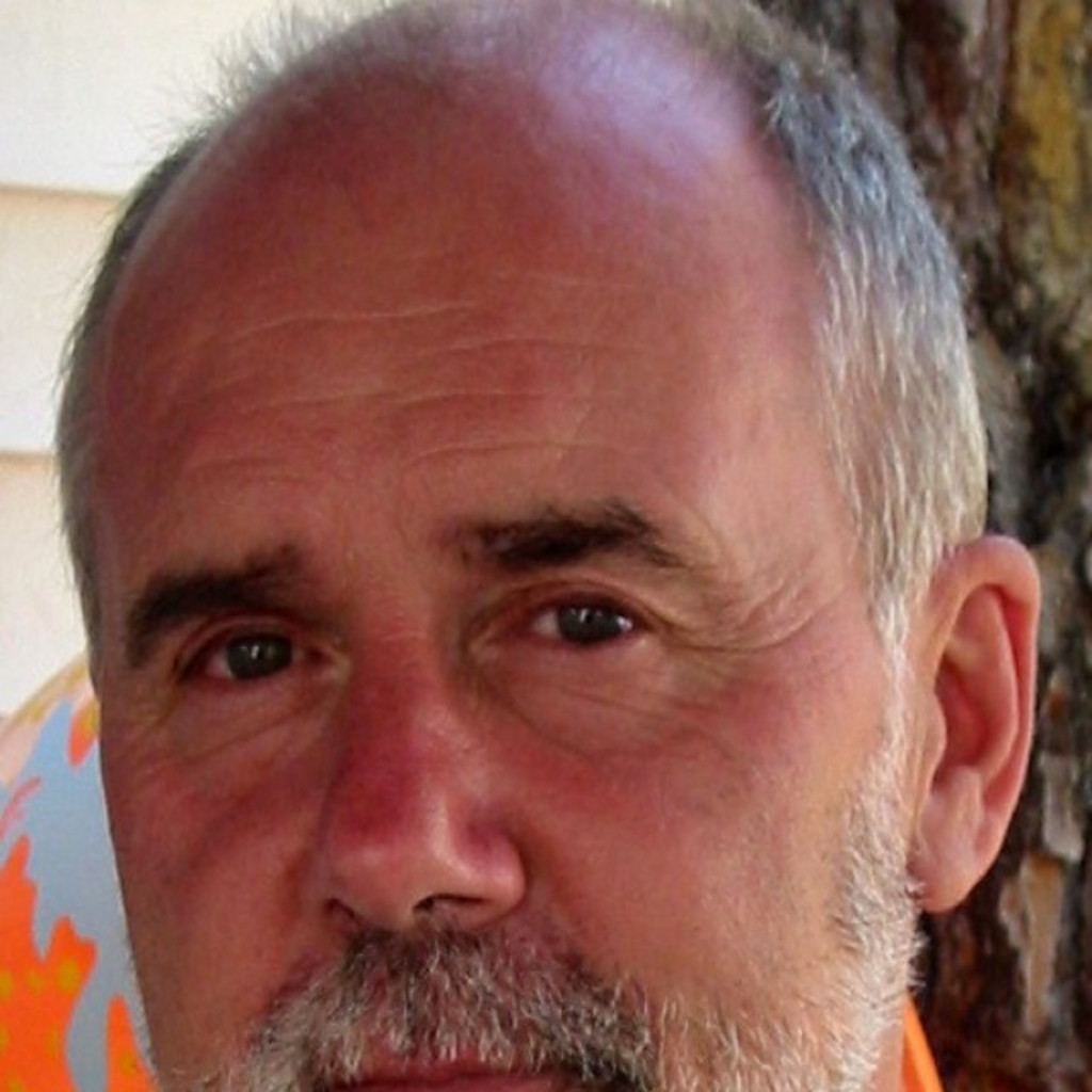 Chris Thomson - Director - ChrisThomson | XING