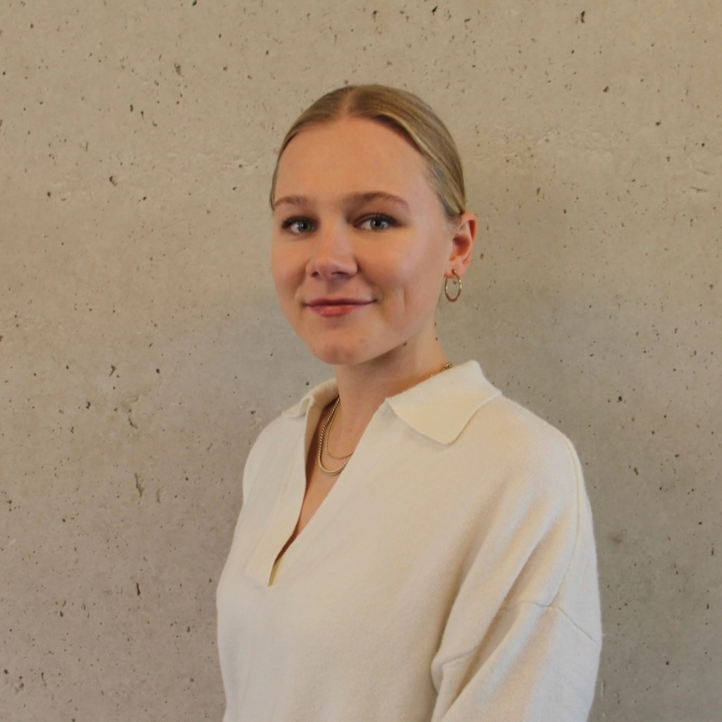 Anna Treser - Customer Success Manager - Tracie Healthcare Solutions | XING