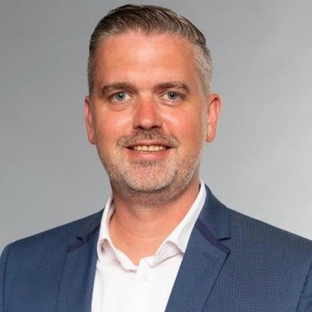 Alexander Petersen - Bezirksleiter - Woolworth GmbH | XING