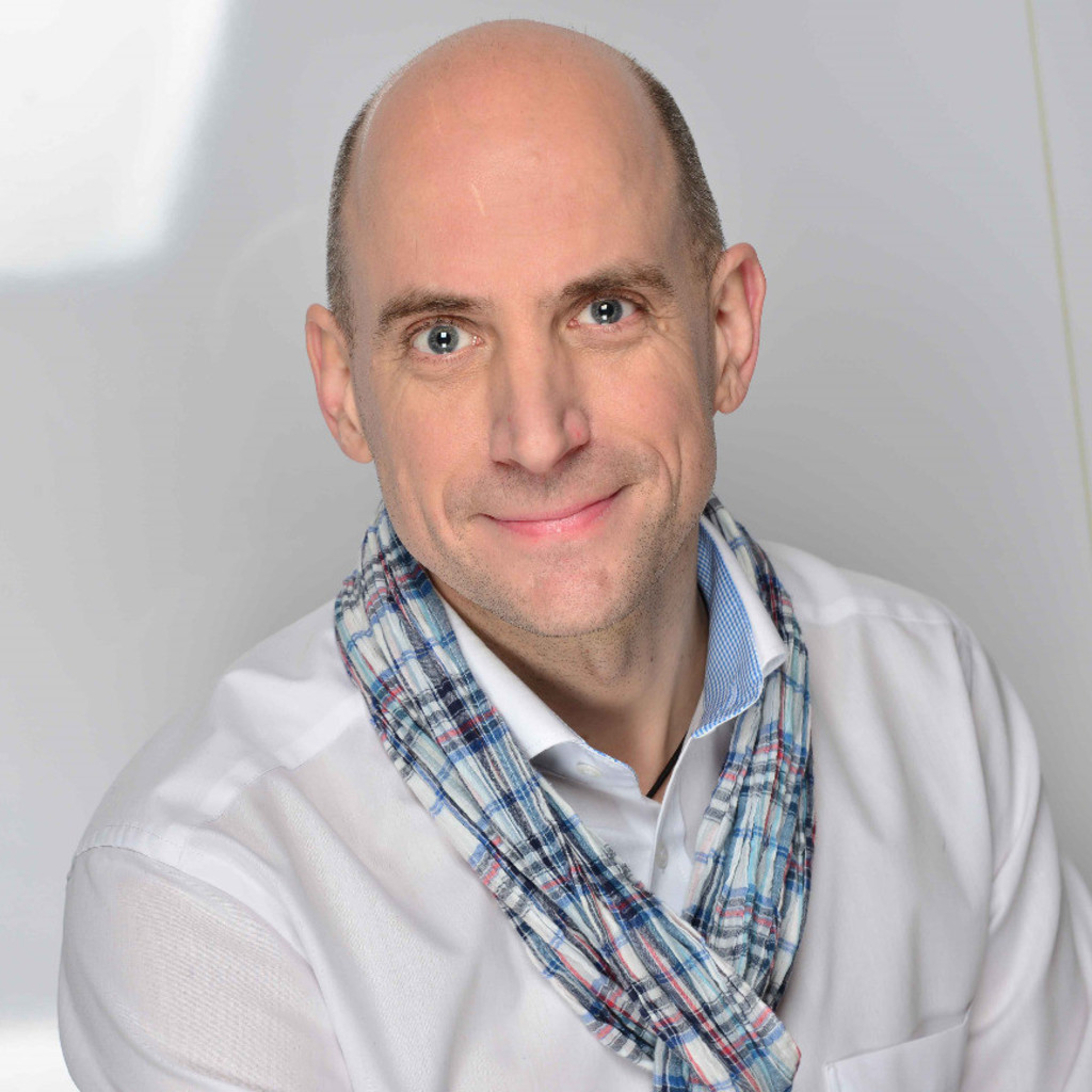 Thomas Held - Leiter Presse- und Öffentlichkeitsarbeit - Polizei NRW ...