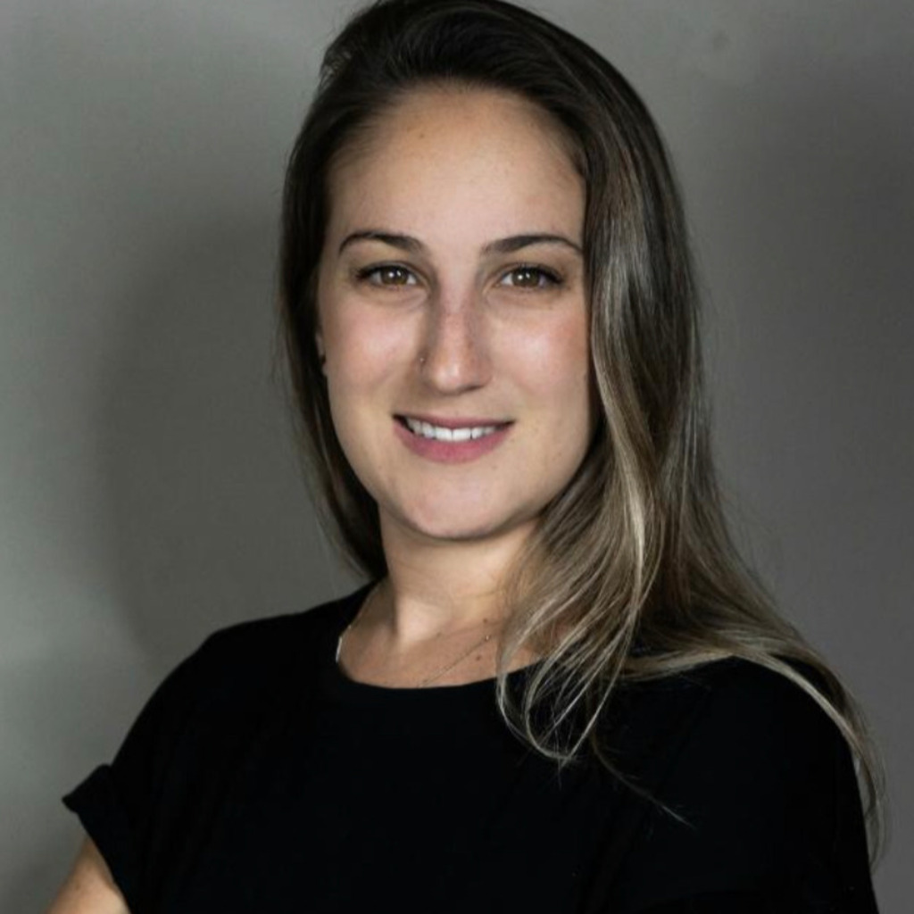 Carolina Ibanez - Campaign Marketing Manager - ElectroNeek | XING