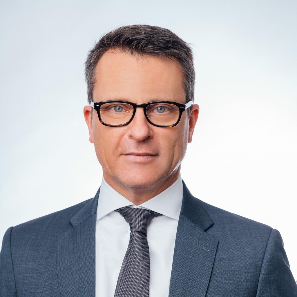 Christian Roth - Senior Relationship Manager - LeanVal Asset Management ...