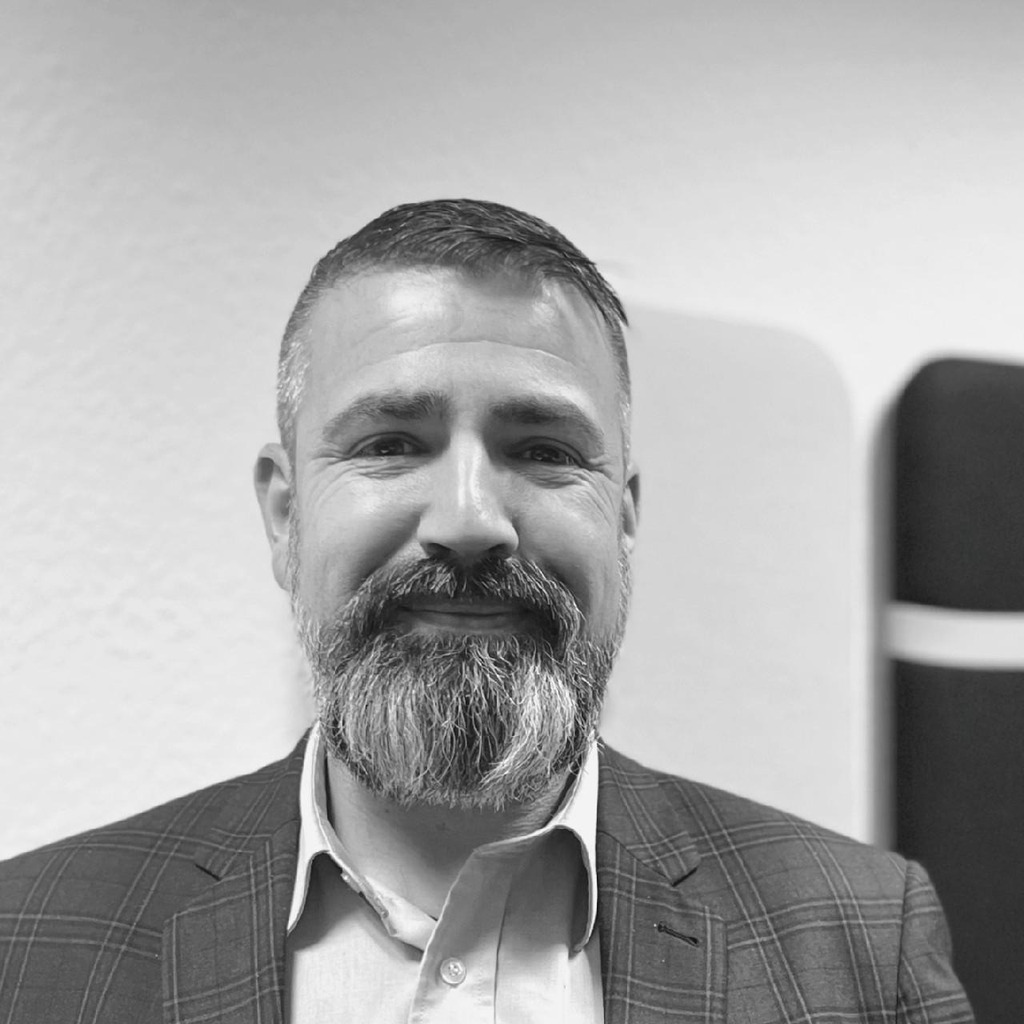 Mario Martini - Vice President, Vertriebsspezialist Investment, Region ...