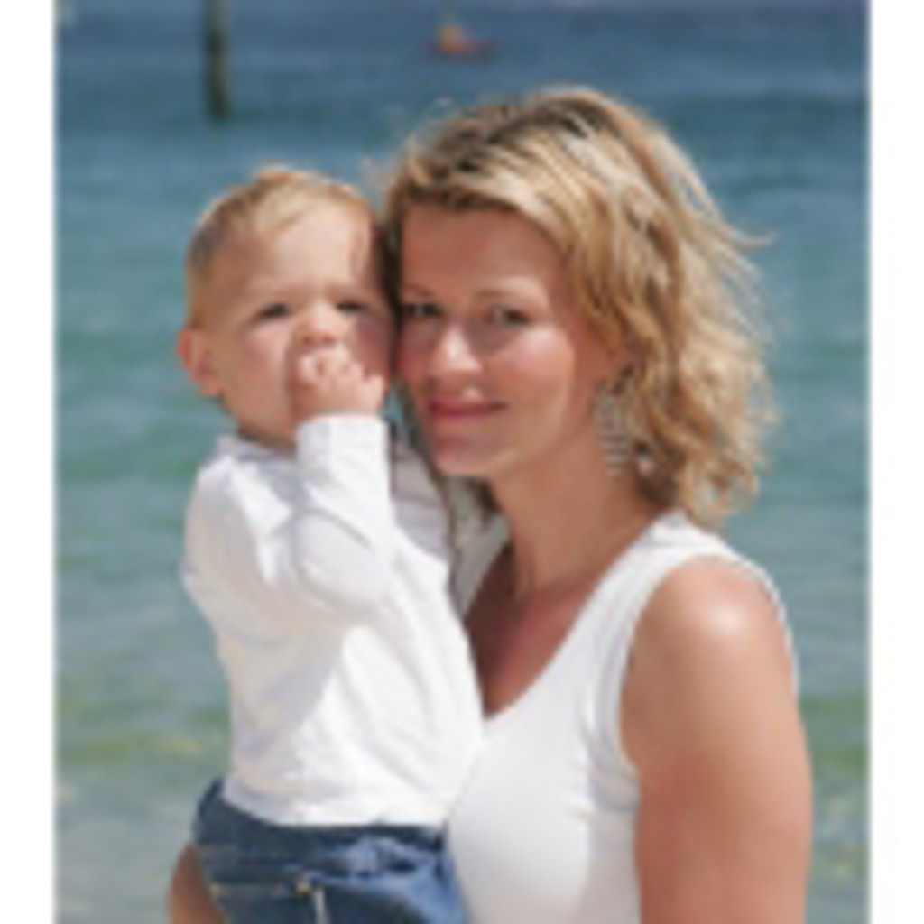 Simone Hoffman - Director - Exclusive Relocation | XING