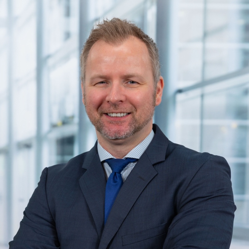 Benjamin Fischer - Referent - Allianz Multinational MidCorp - Allianz ...