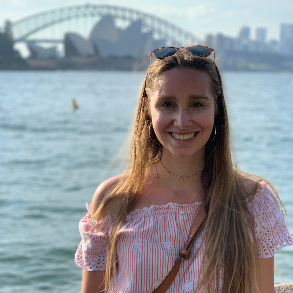 Alexandra Wolf - Senior Art Director - Edition Michael Fischer GmbH | XING