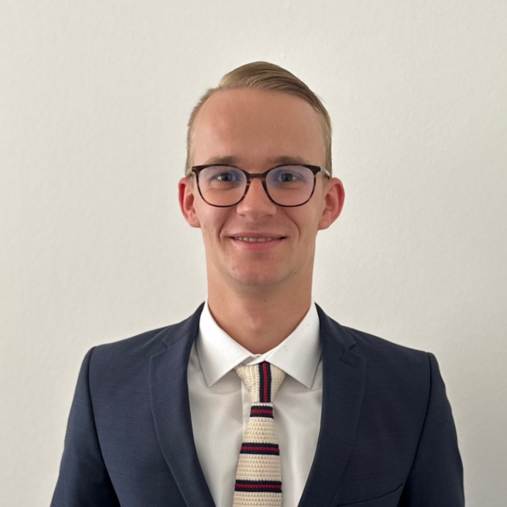 Philipp Augustin - Teamleiter Kreditüberwachungen - Stadtsparkasse ...