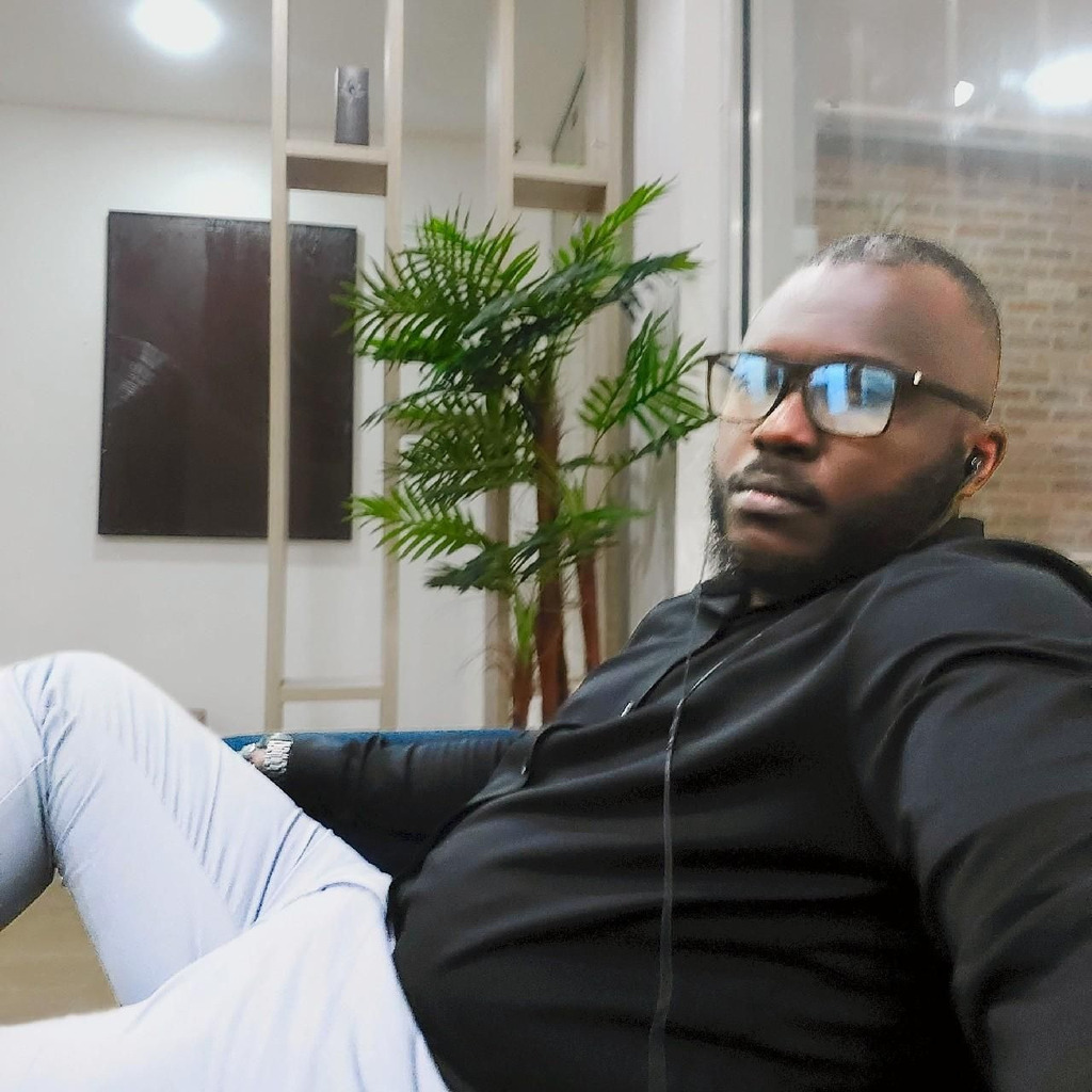 Peter Ogbonna - Executive project manager - Colossal and Quality Build Nigeria Limited | XING