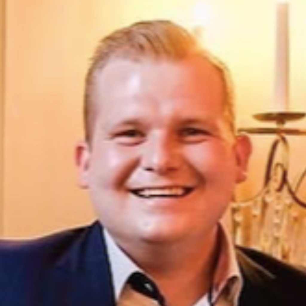 Tim Eidinger - Concierge (Mitglied Les Clef d'Or) - Hotel Bayerischer ...