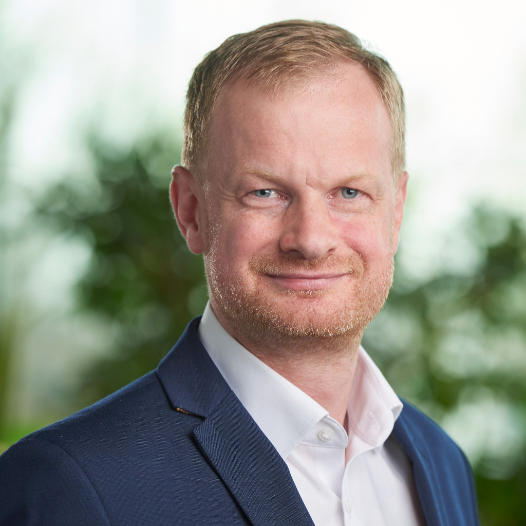 Michael Earnshaw - Director of Research - Global Healthcare, Higher ...