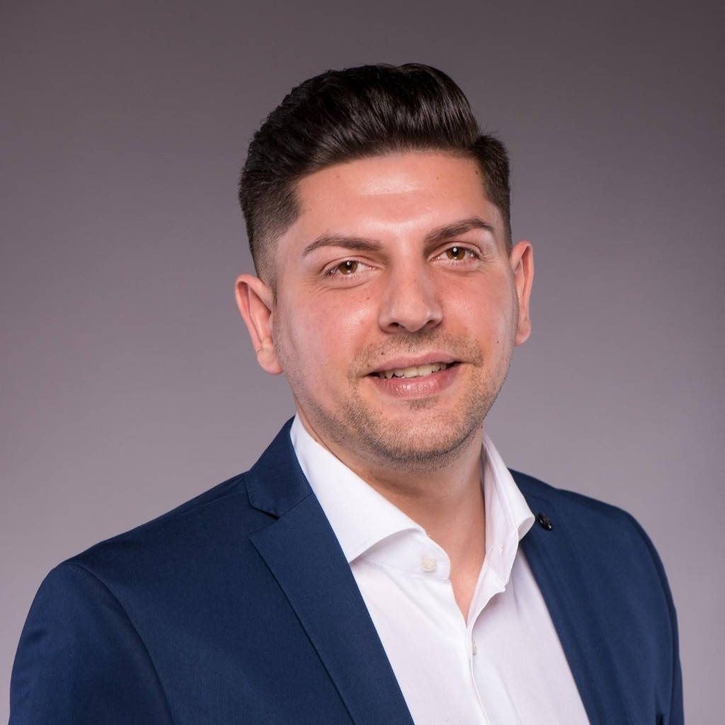 Ludovic Gajore - Sales Assistant Manager - Samsung Electronics Austria ...