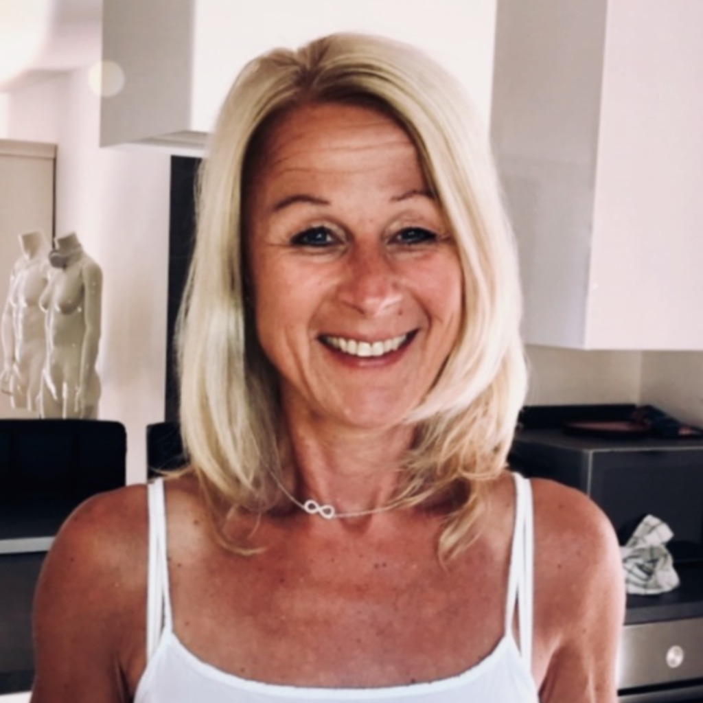 Astrid Turner's Instagram, Twitter & Facebook on IDCrawl