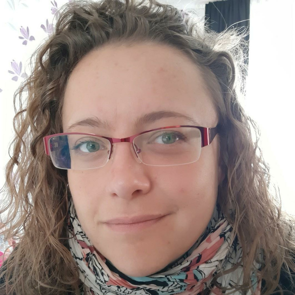 Jennifer Loos's Instagram, Twitter & Facebook on IDCrawl