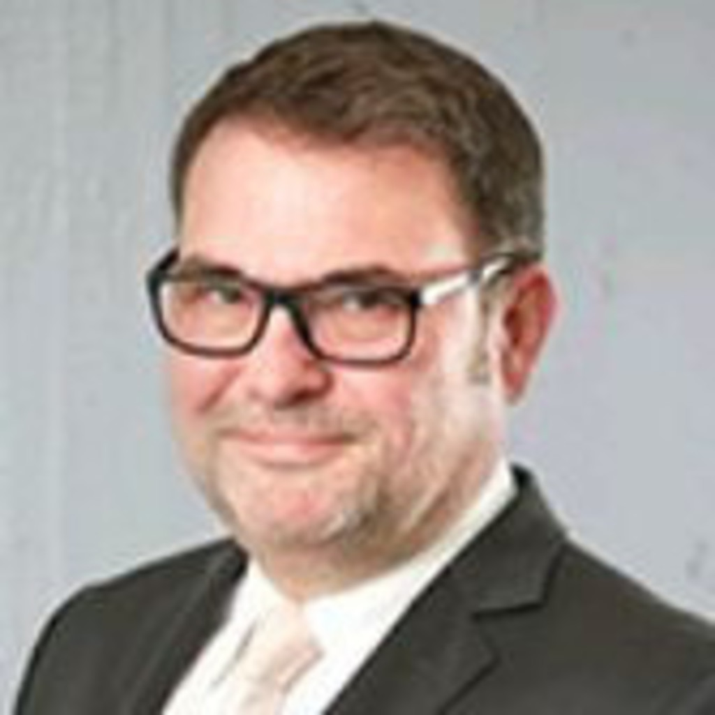 Dipl.-Ing. Uwe Ruster - Leiter Zentraleinkauf / Prokurist - Peter Gross ...