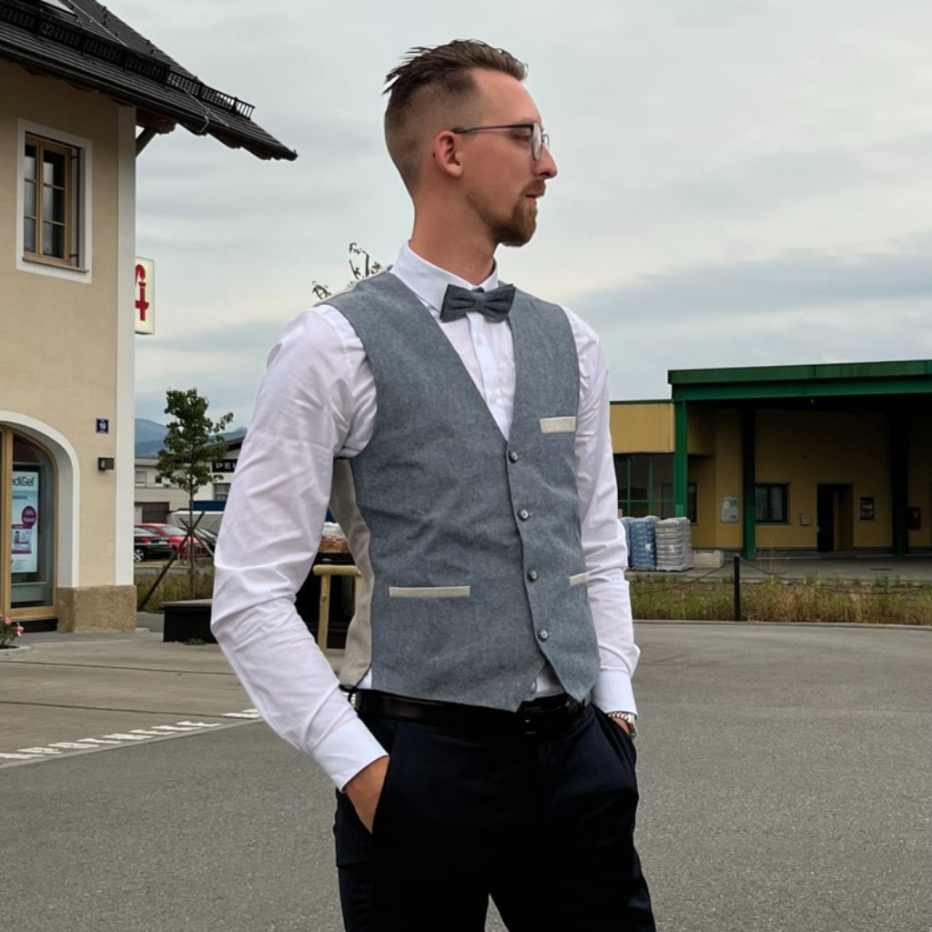 Christopher Klose - Account Manager - HIRO Innovation + Projekt Design GmbH & Co. KG | XING