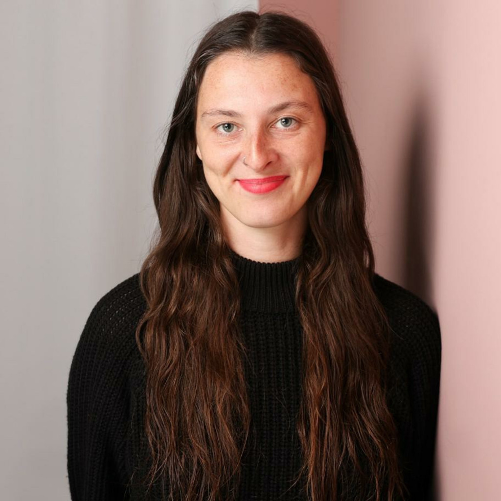 Jennifer Eve Dillenborger - Freelance Senior Creative - Art Direktion ...