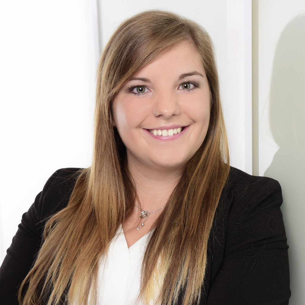 Patricia Hartmann - Steuerfachangestellte - DKS Treuhand GmbH | XING