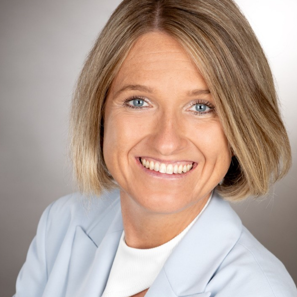 Mag. Nicole Poli - Leiterin Neukundenservice - Sonilift GmbH | XING