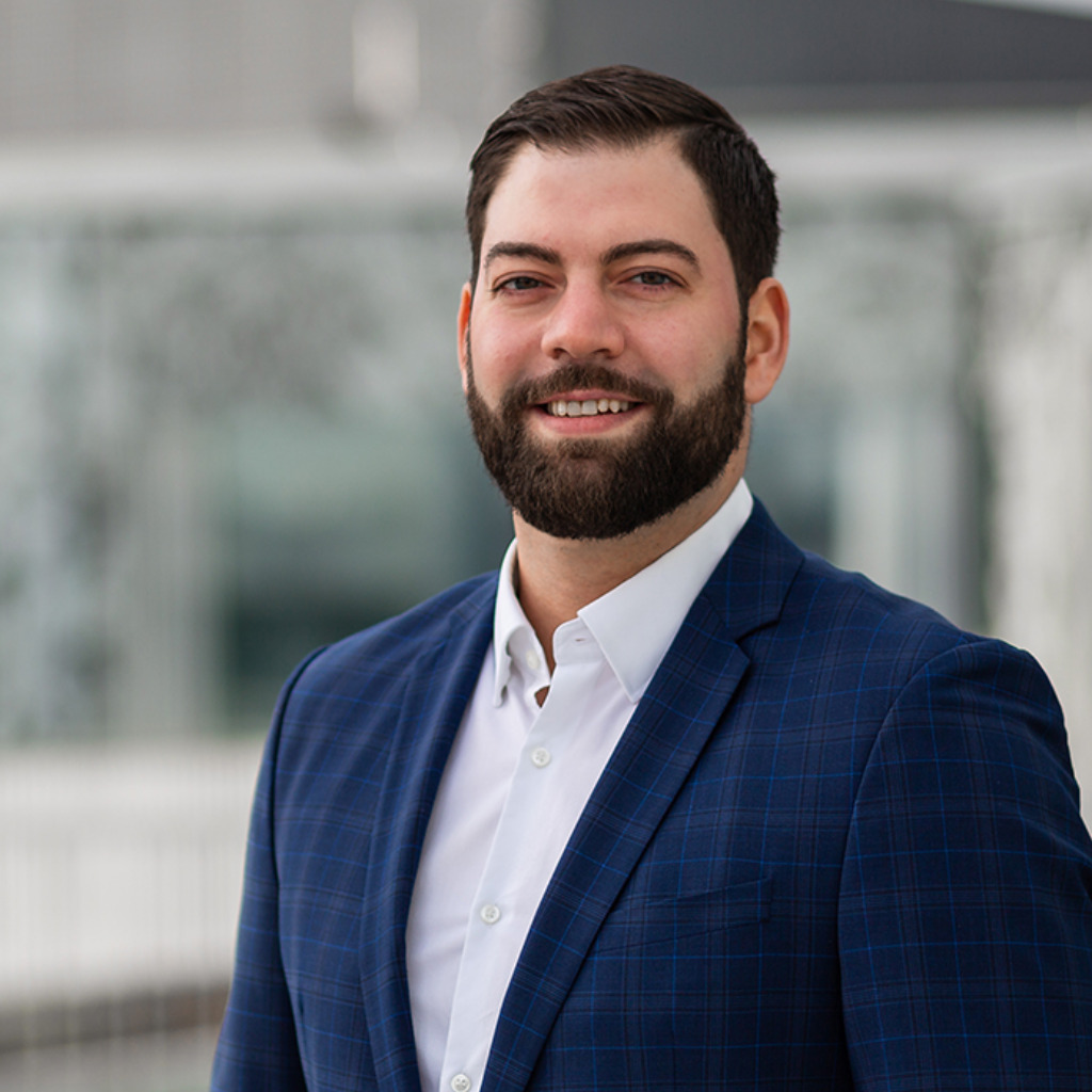 Adam Reichmann - Leiter Segment Management Unternehmenskunden - Allianz ...