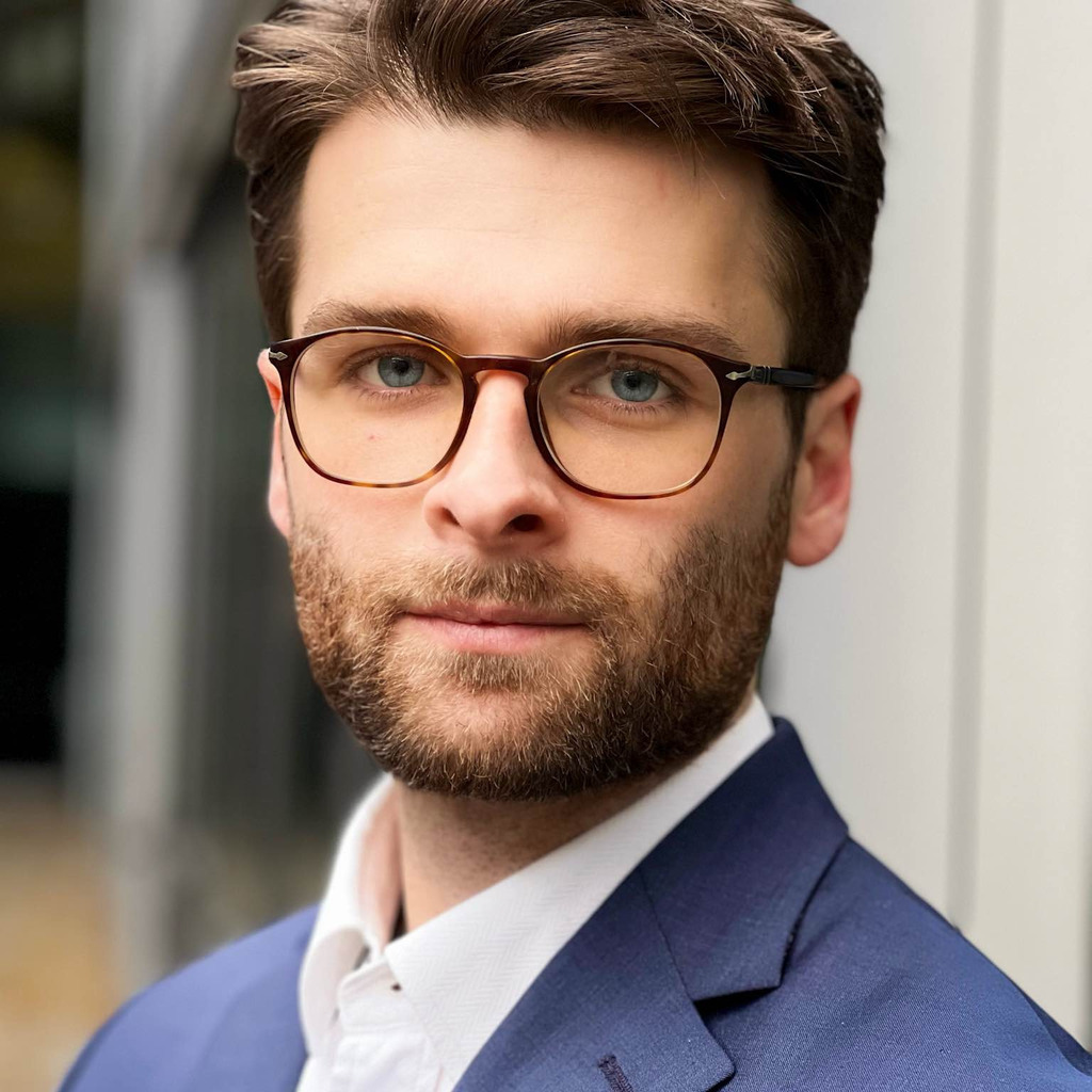 Alexander Hiller - Senior Projektleiter Entwicklung Batteriesysteme ...