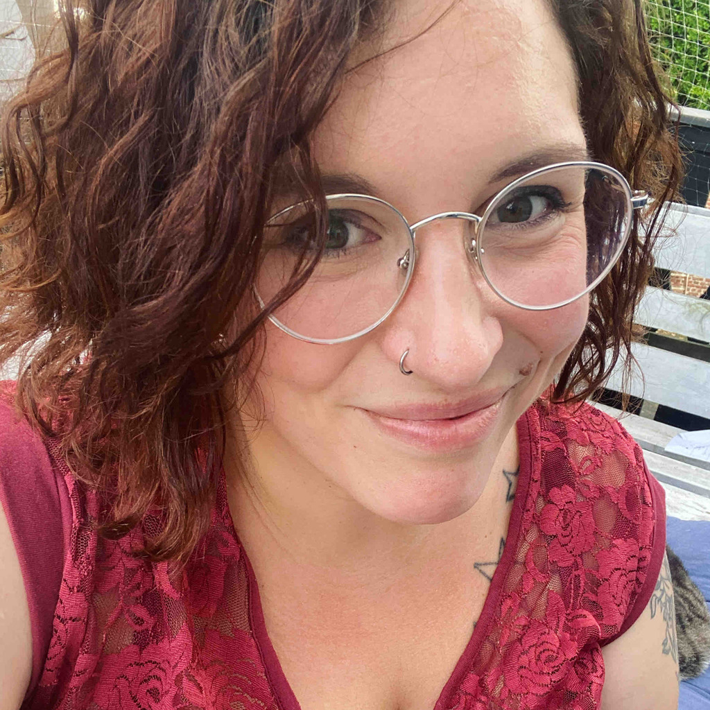 Elena Buchen - Bürokauffrau - Spedition Wolfgang Herrmann GmbH | XING