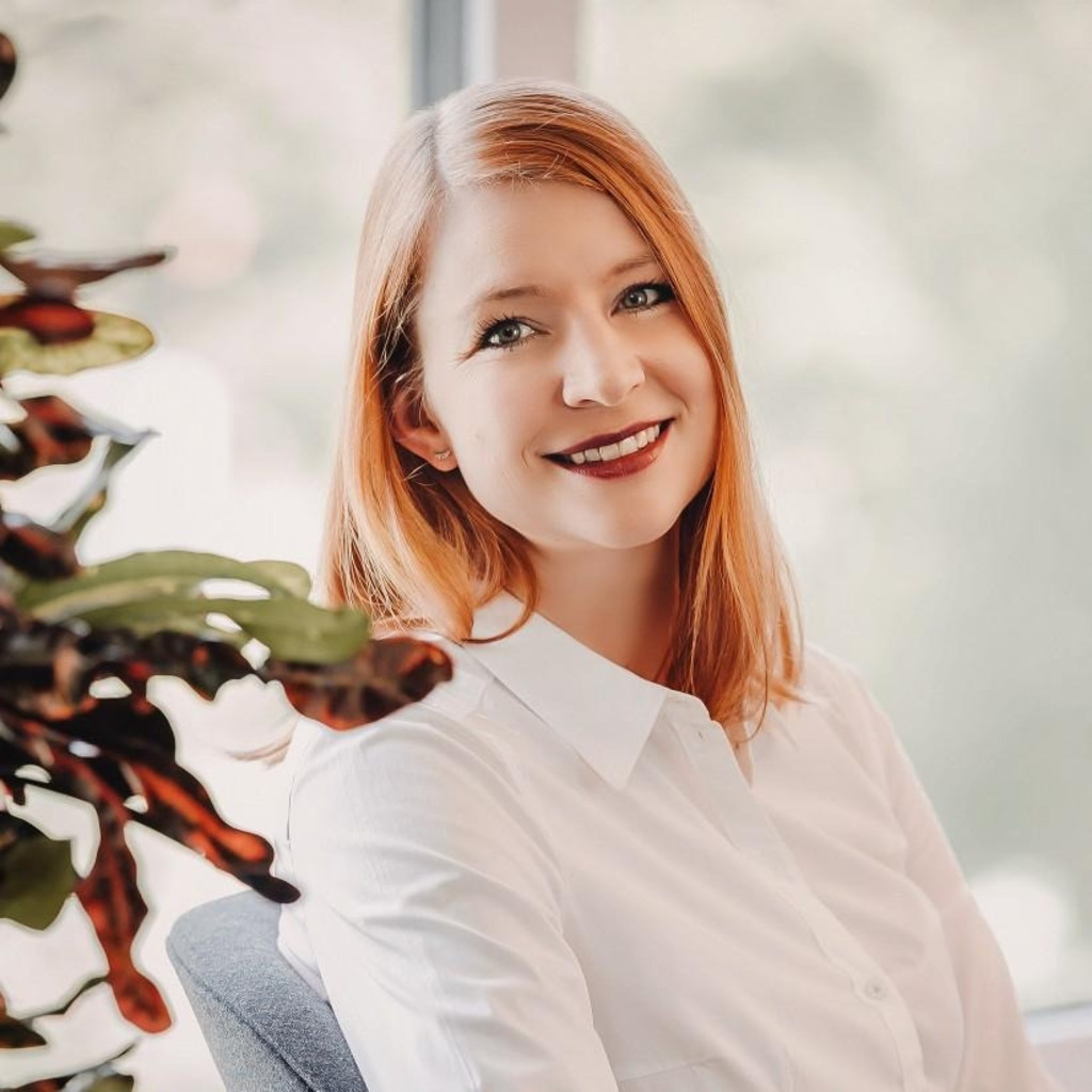 Jennifer Denzel - Geschäftsführerin - Das Finanzensemble GmbH | XING