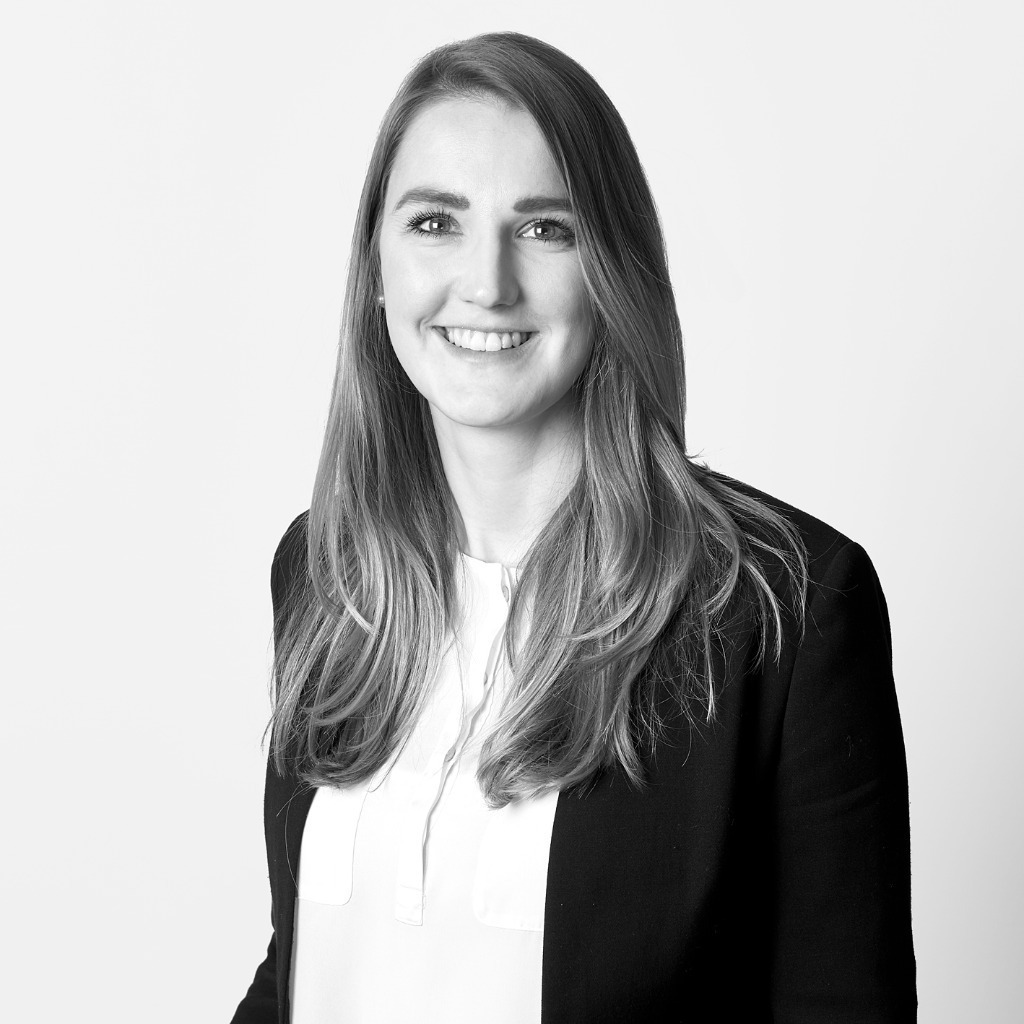 Laura Böddeker - Senior Associate Property Analysis & Valuation CEE ...