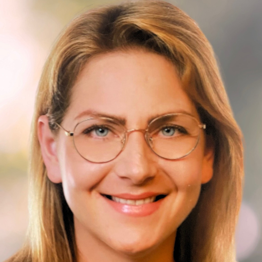 Anne Aßmann - Gründerin & Selbständige Clownin (Kunst, Coaching ...