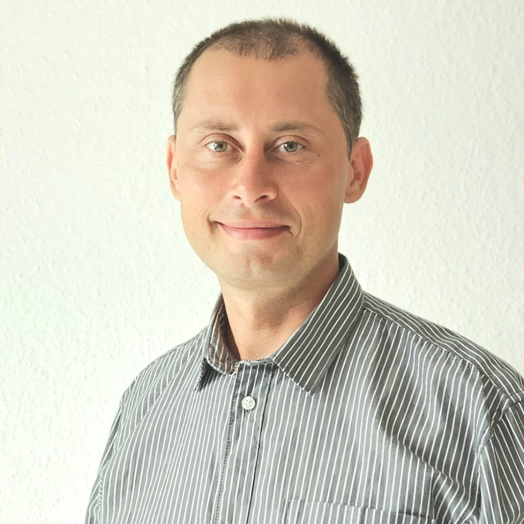 Yevhen Dulin - Leiter für Entwicklung und Verwaltungsangelegenheiten ...