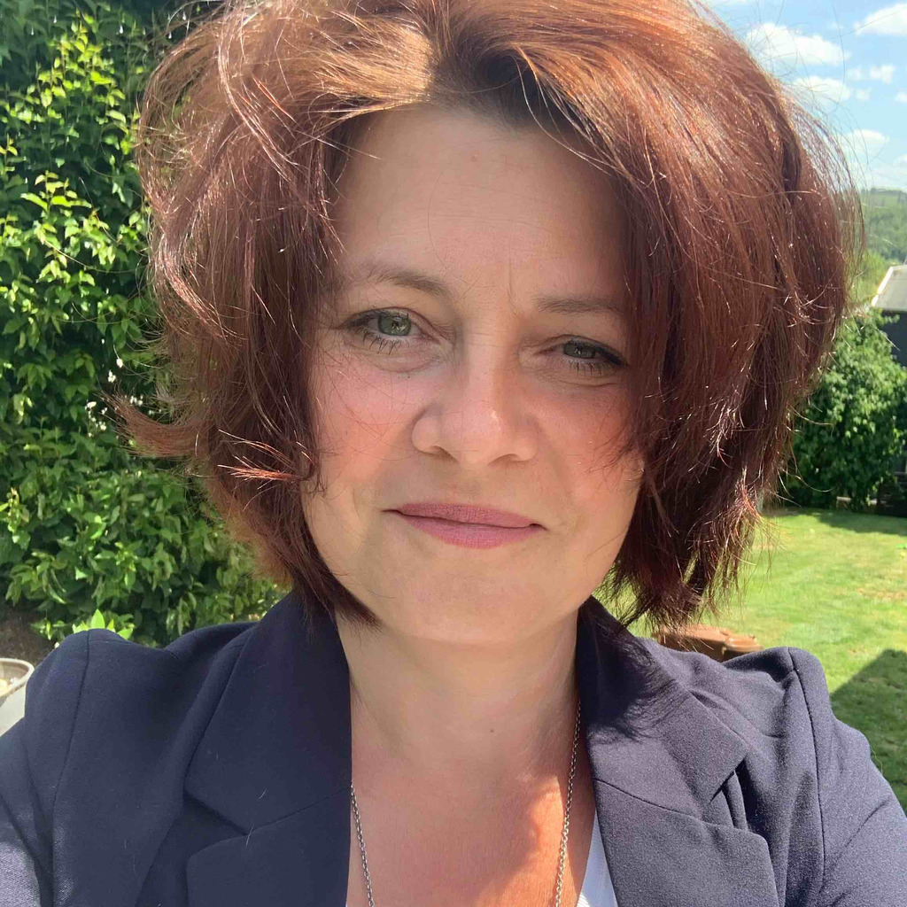 Alexandra Scheer - Geschäftsführerin - AMZ Lüdenscheid e.V. | XING