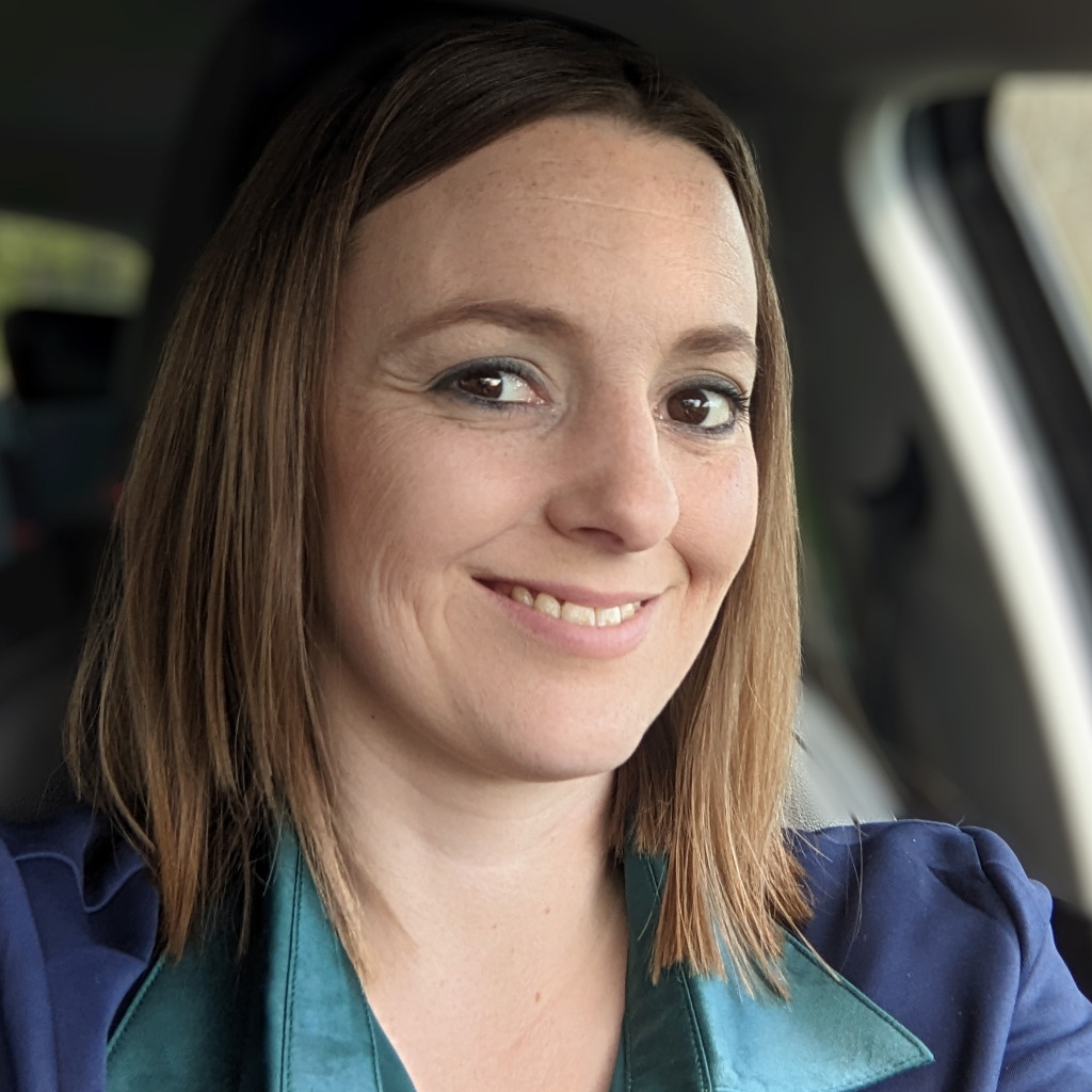 Yvonne Döding - Steuerfachangestellte - Vieker und Partner | XING