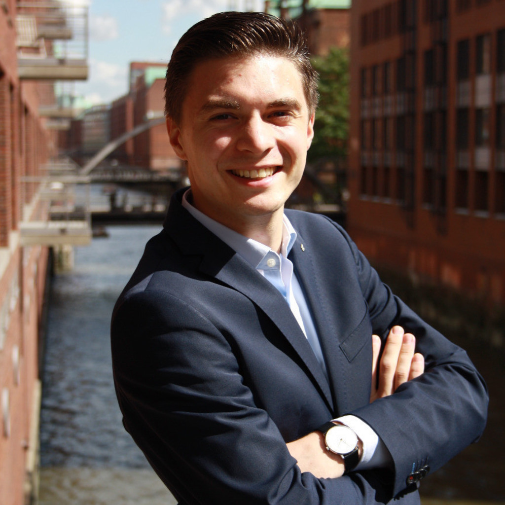 Simon Jacob - Operations Manager - H. Vogemann Reederei Services GmbH ...