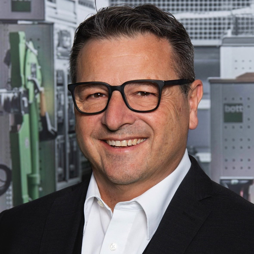 Patrick Schneider - CEO - Bott Schweiz AG | XING