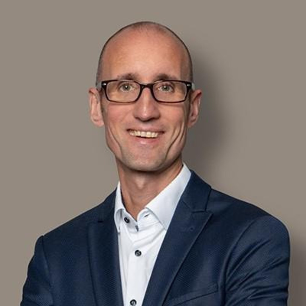 Sebastian Wiegand - Managing Director - Dr. Peters Asset Finance GmbH ...