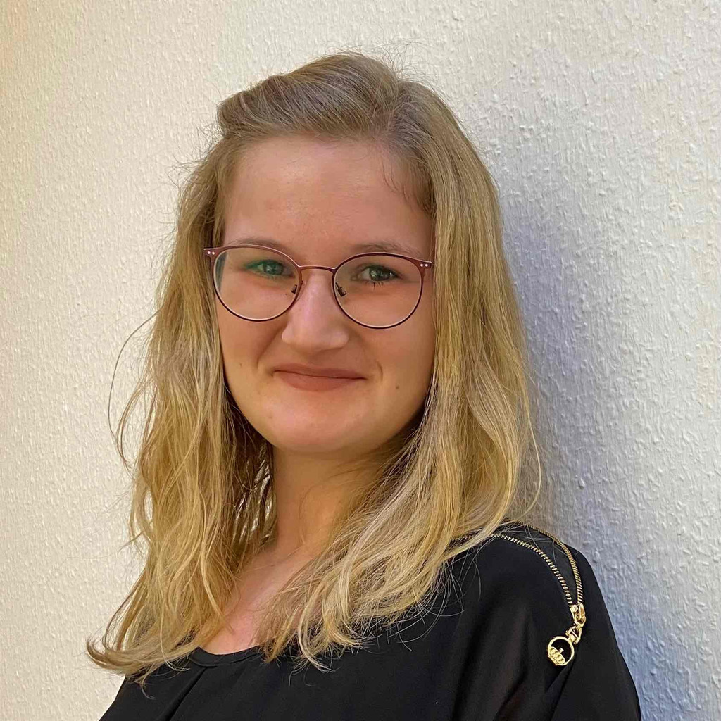 Denise Paulsen's Instagram, Twitter & Facebook on IDCrawl