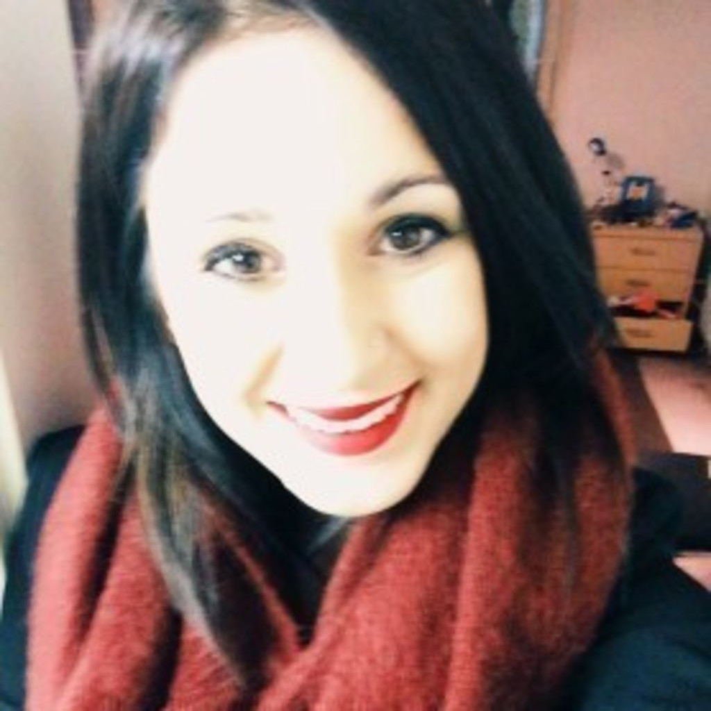 Maria Luca - Krippenleiterin - Worklife Zug | XING