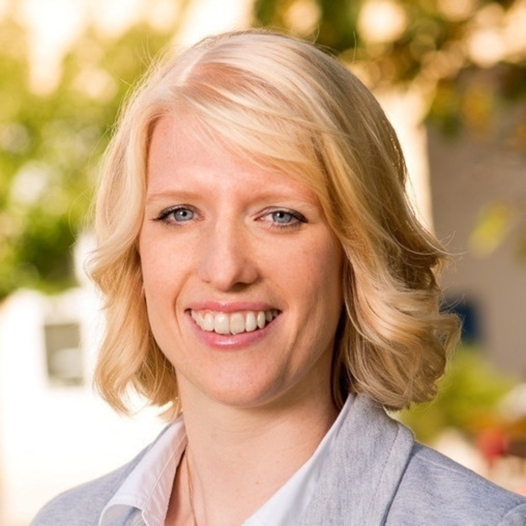 Elisabeth Wurzer - Program Manager - Universität Wien - Postgraduate ...