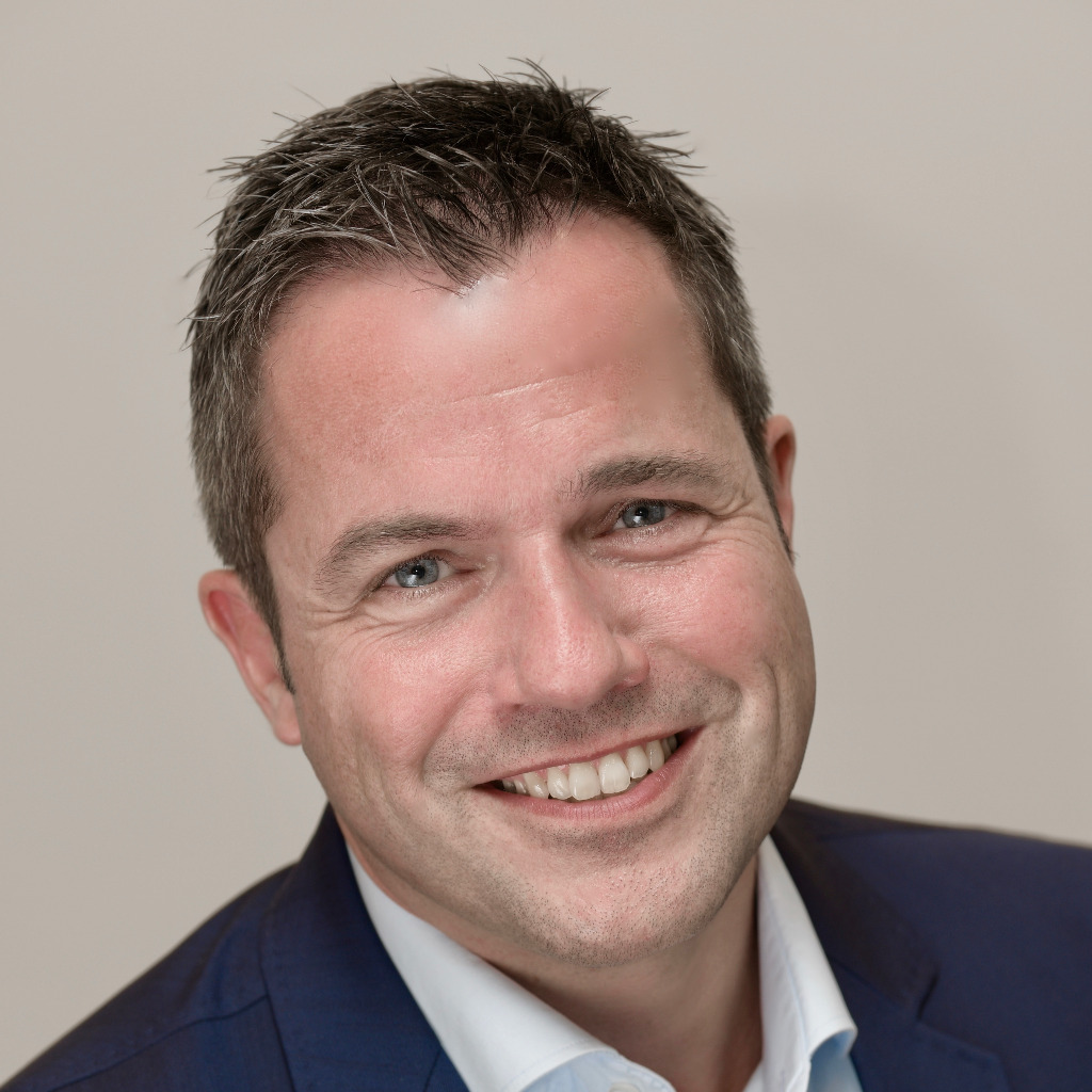 Rainer Erkens - Director EMEA Storage Client Care & Remote Technical ...