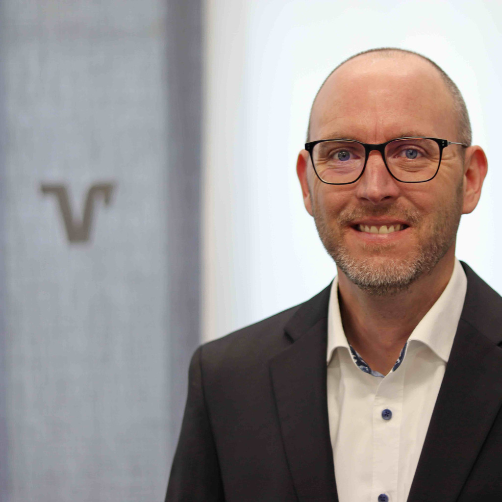 Gregor Fischer - Versicherungsfachmann (IHK) - Raiffeisen-Volksbank ...