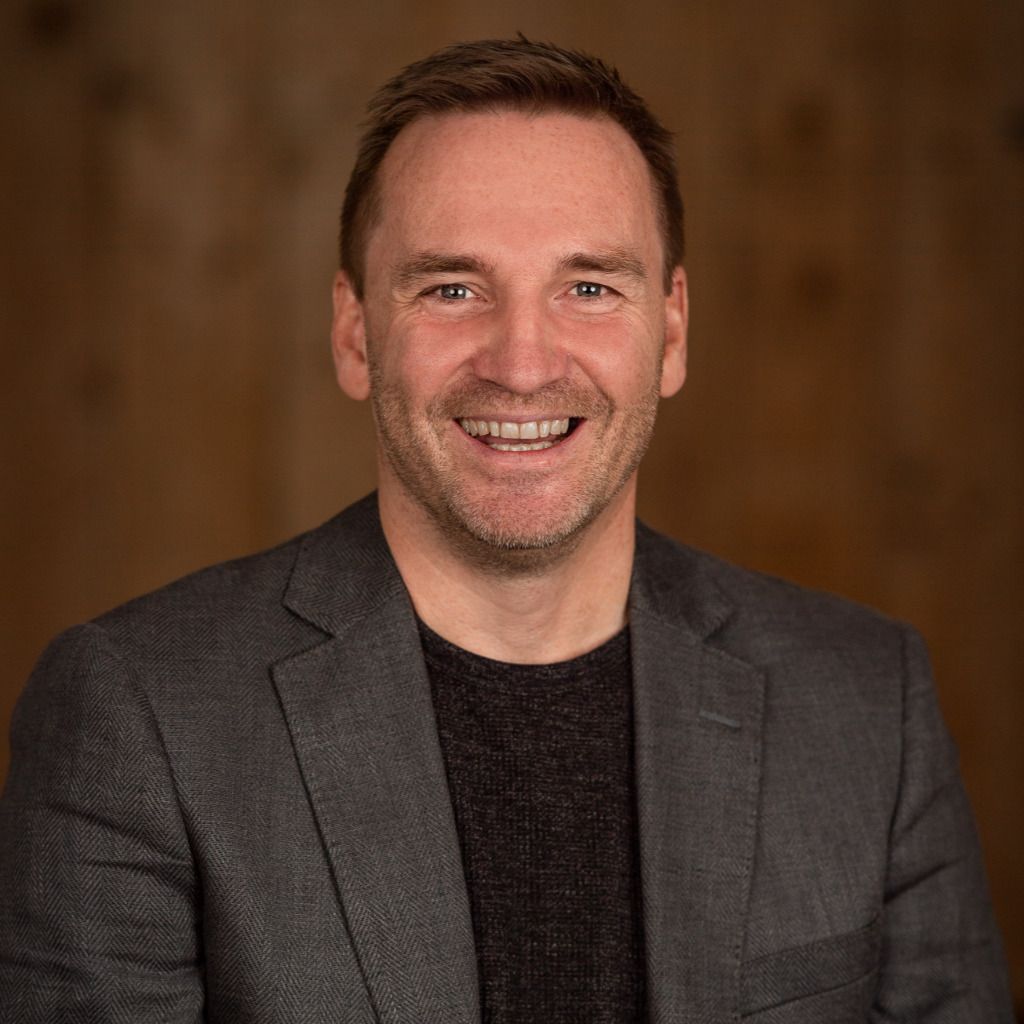 Peter Engel's Instagram, Twitter & Facebook on IDCrawl