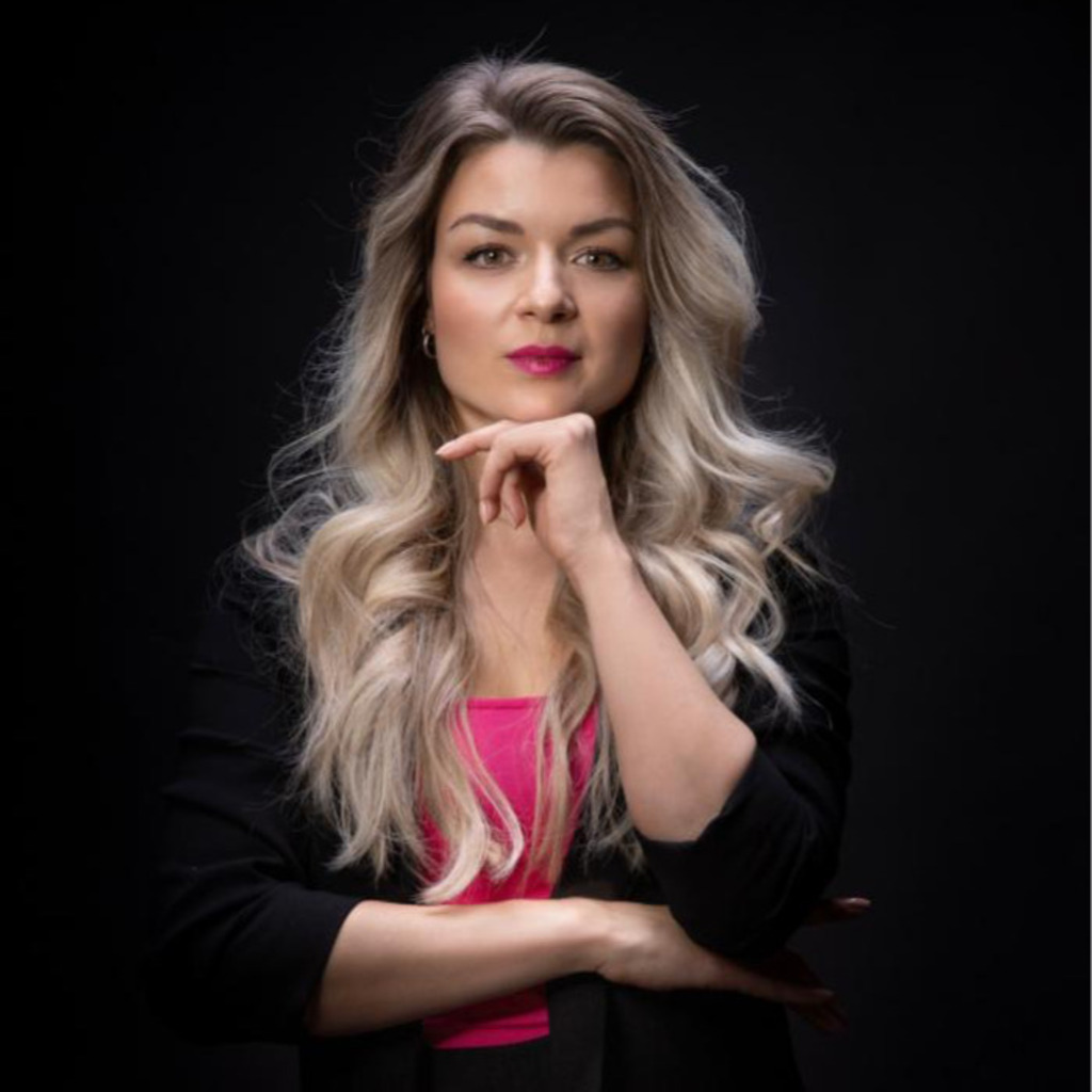 Iva Rudat - Tanzlehrerin - DanceWithGeorge Tanzschule | XING