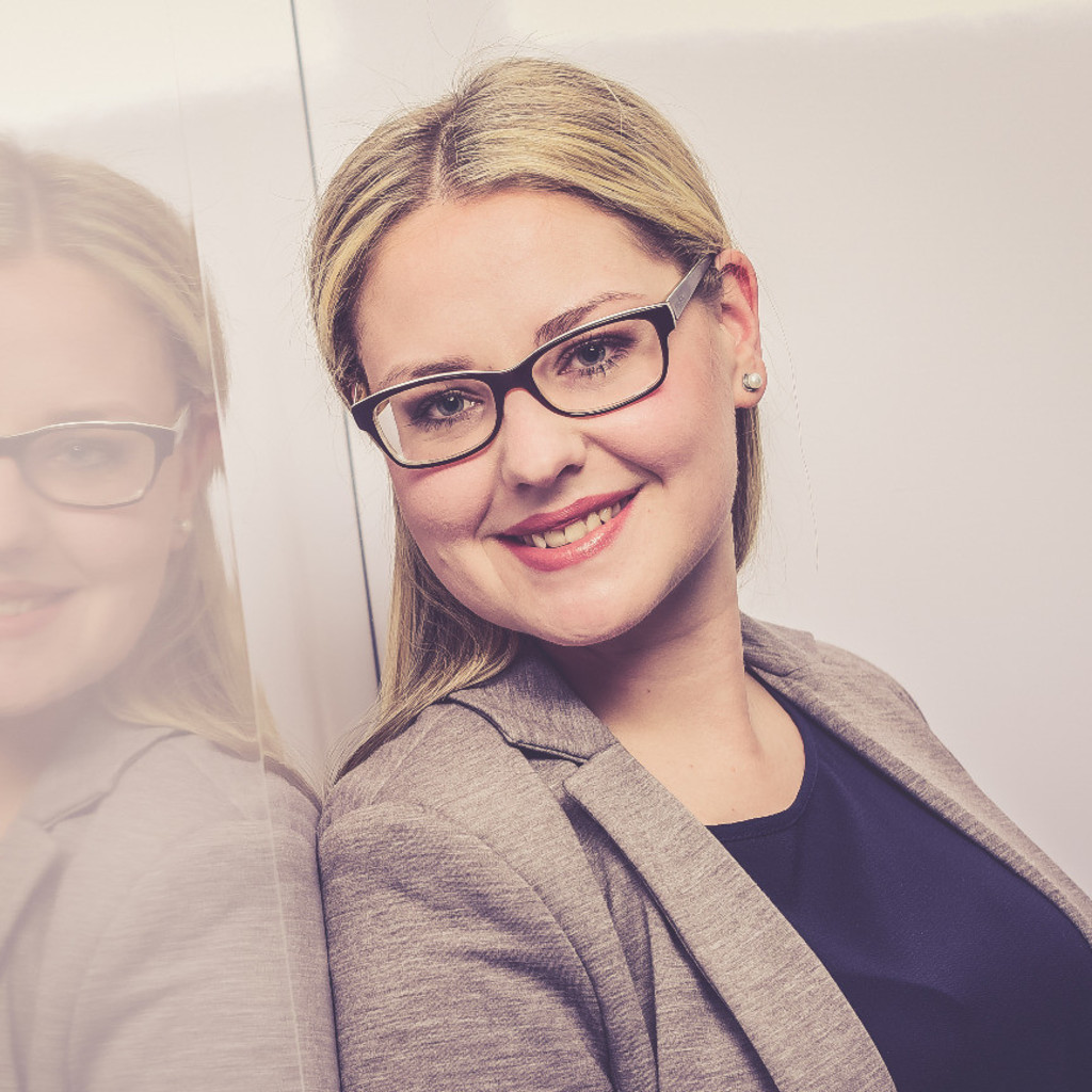 Jessica Lotz - Gruppenleitung MTA Mikrobiologie - Eurofins ...