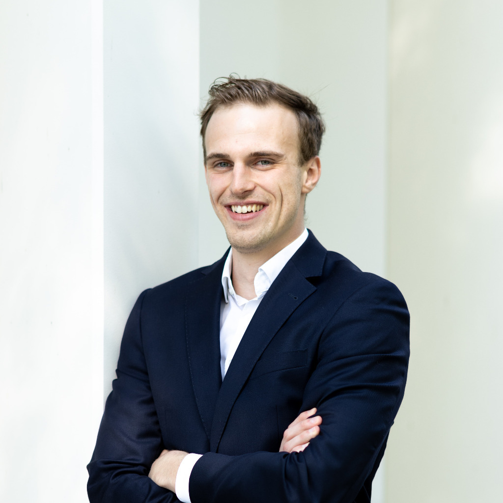 Sam Hendrix - Sales Manager - Invibes Advertising | XING