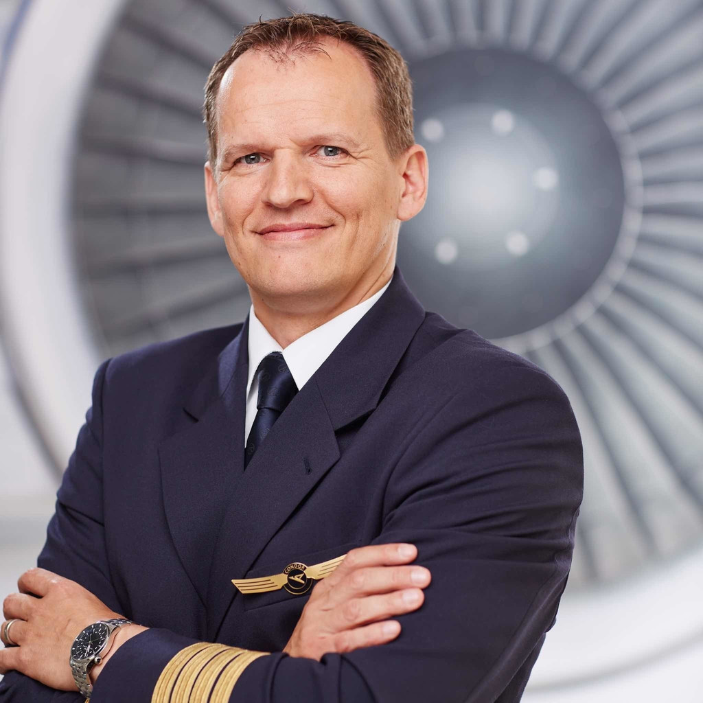 Gunnar Schmidt - Director of Group Aviation Safety - Thomas Cook Group ...