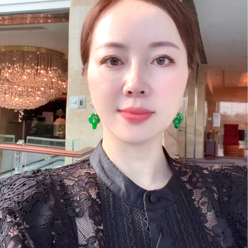 Amy lin - Regional general agent - kate spade new york | XING