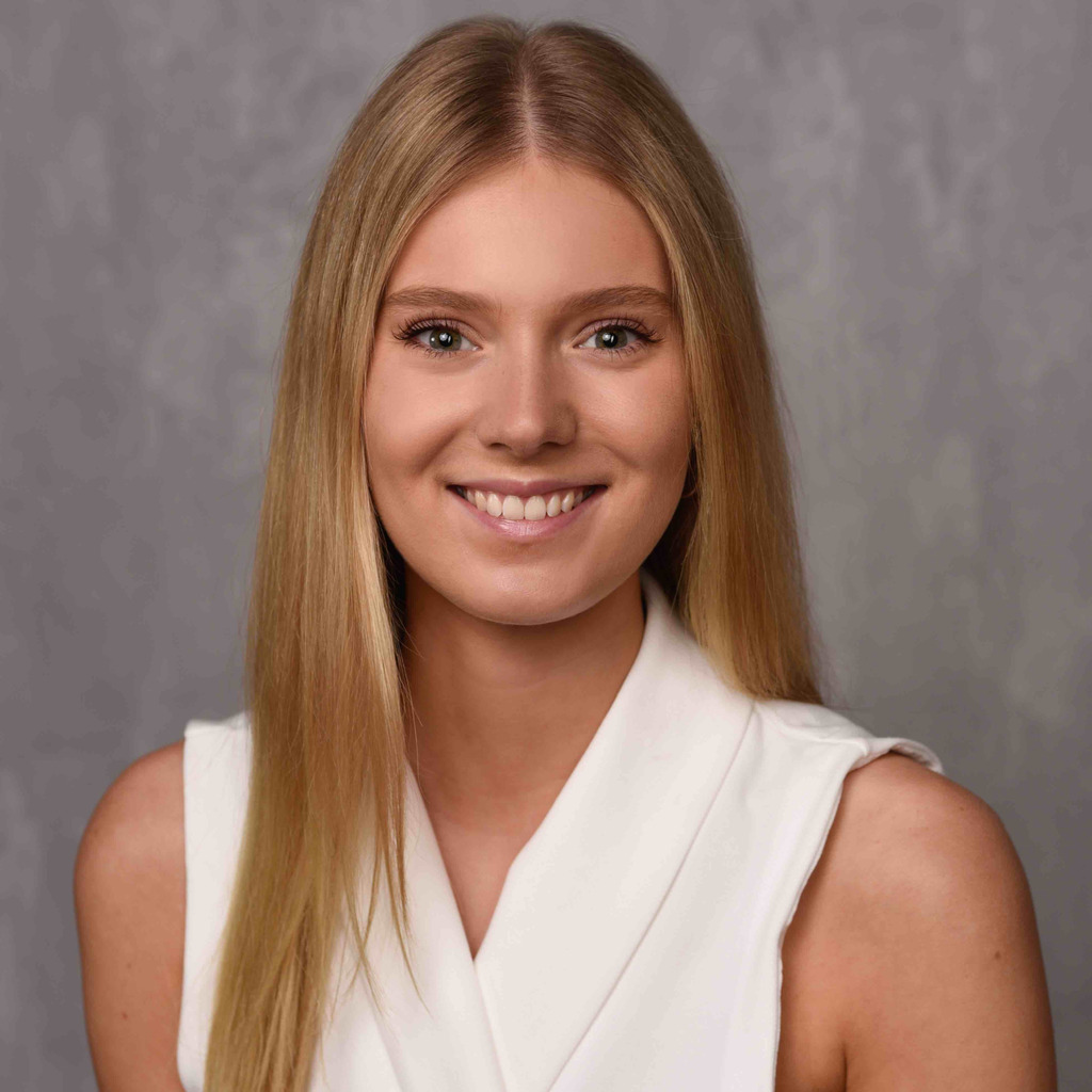 Laura Antonia Bultmann - International Business Administration ...