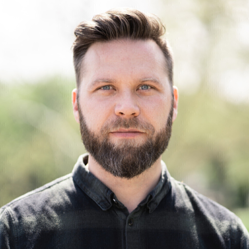 Christian Hirth - Geschäftsführer - The Chainless GmbH | XING Christian Hirth - Geschäftsführer - The Chainless GmbH | XING