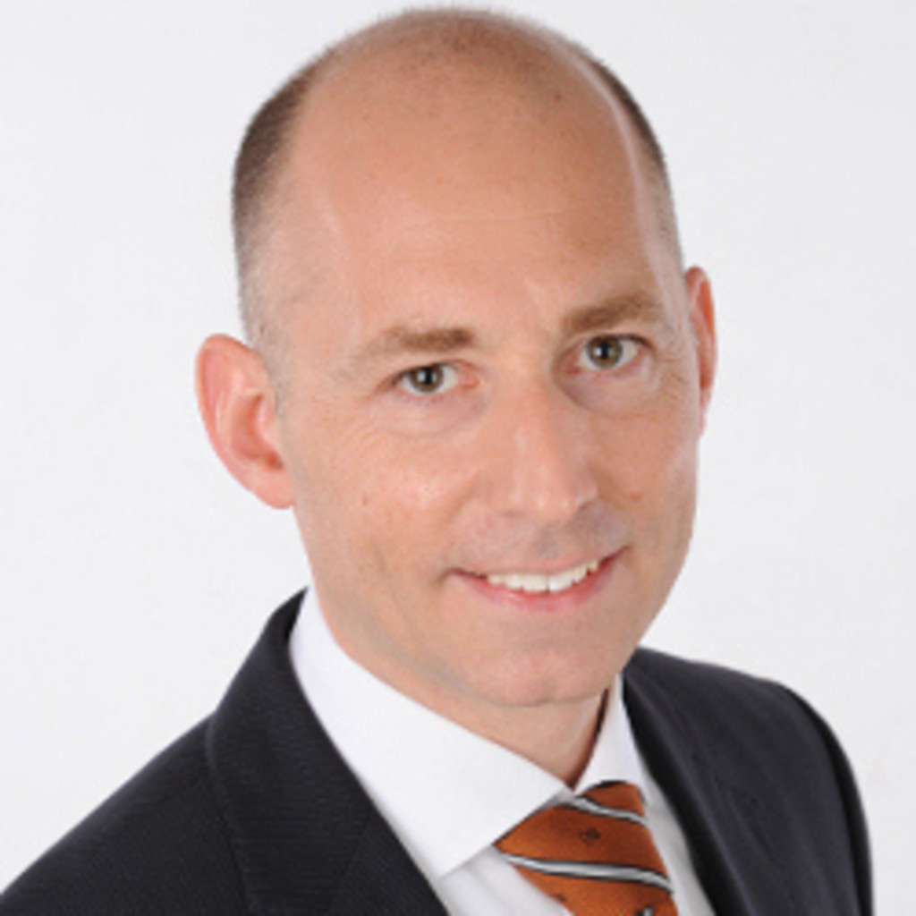 Rafael Hutter - Head Business, Service & Platform Mgmt - Credit Suisse ... Rafael Hutter - Head Business, Service & Platform Mgmt - Credit Suisse ...