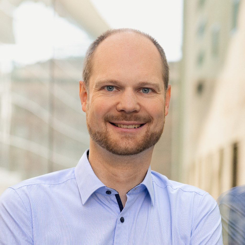 Dr. Daniel Hübner - Software-Entwickler - dev-threads GmbH | XING