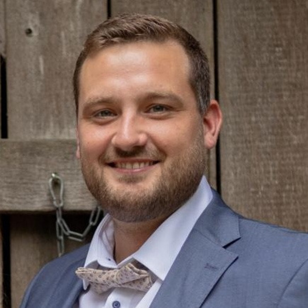 Lukas Book - Bauleitung, Kalkulation - B & W Holzbau GmbH | XING